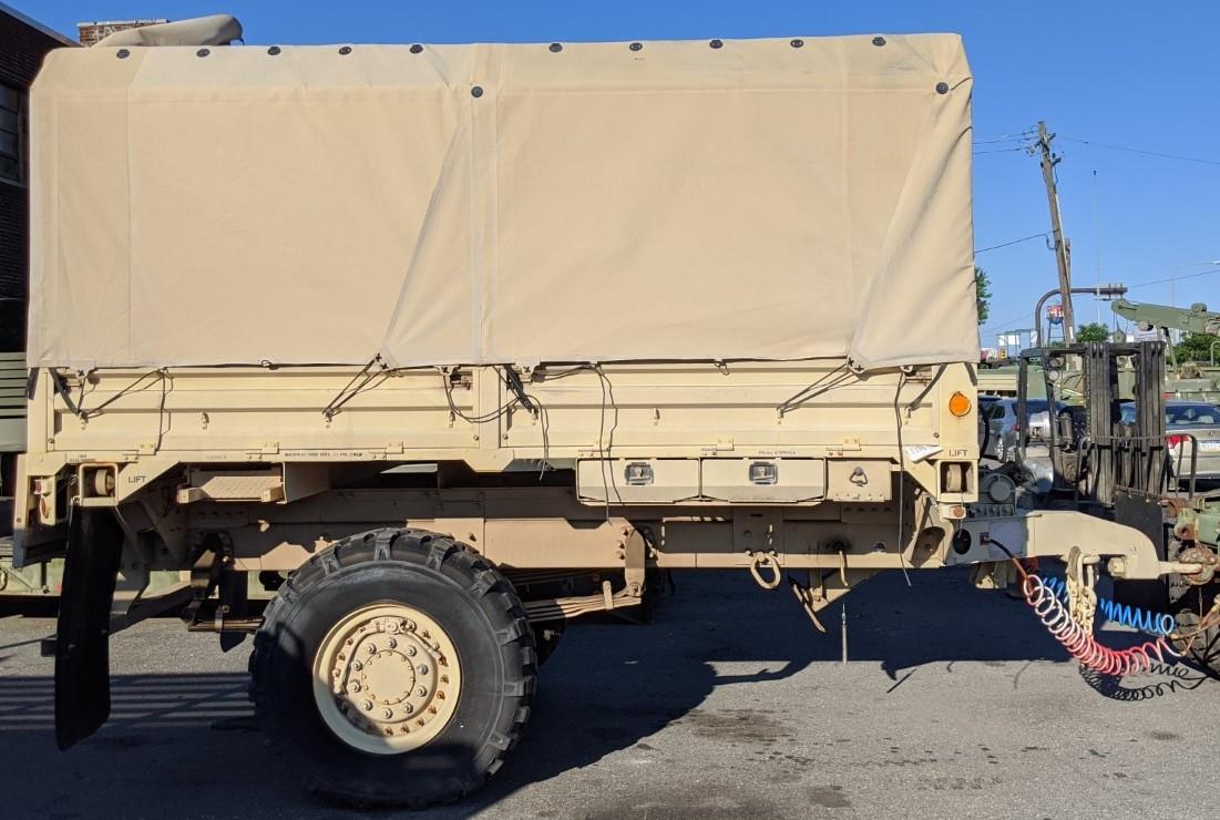 M1082 2 1/2 Ton LMTV / FMTV Drop Side Trailer