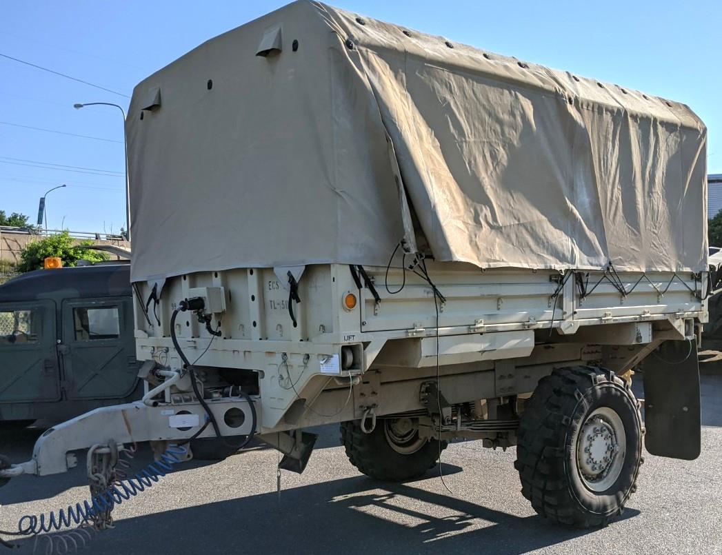 M1082 2 1/2 Ton LMTV / FMTV Drop Side Trailer