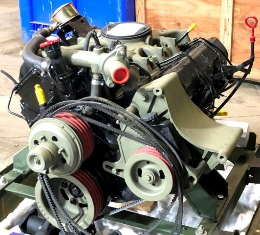 NAVISTAR 6.5L Engine with V-Belt Accessories for HMMWV